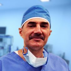 Dr. K. Heidari meets MedOne's subretinal cannula | Kawack